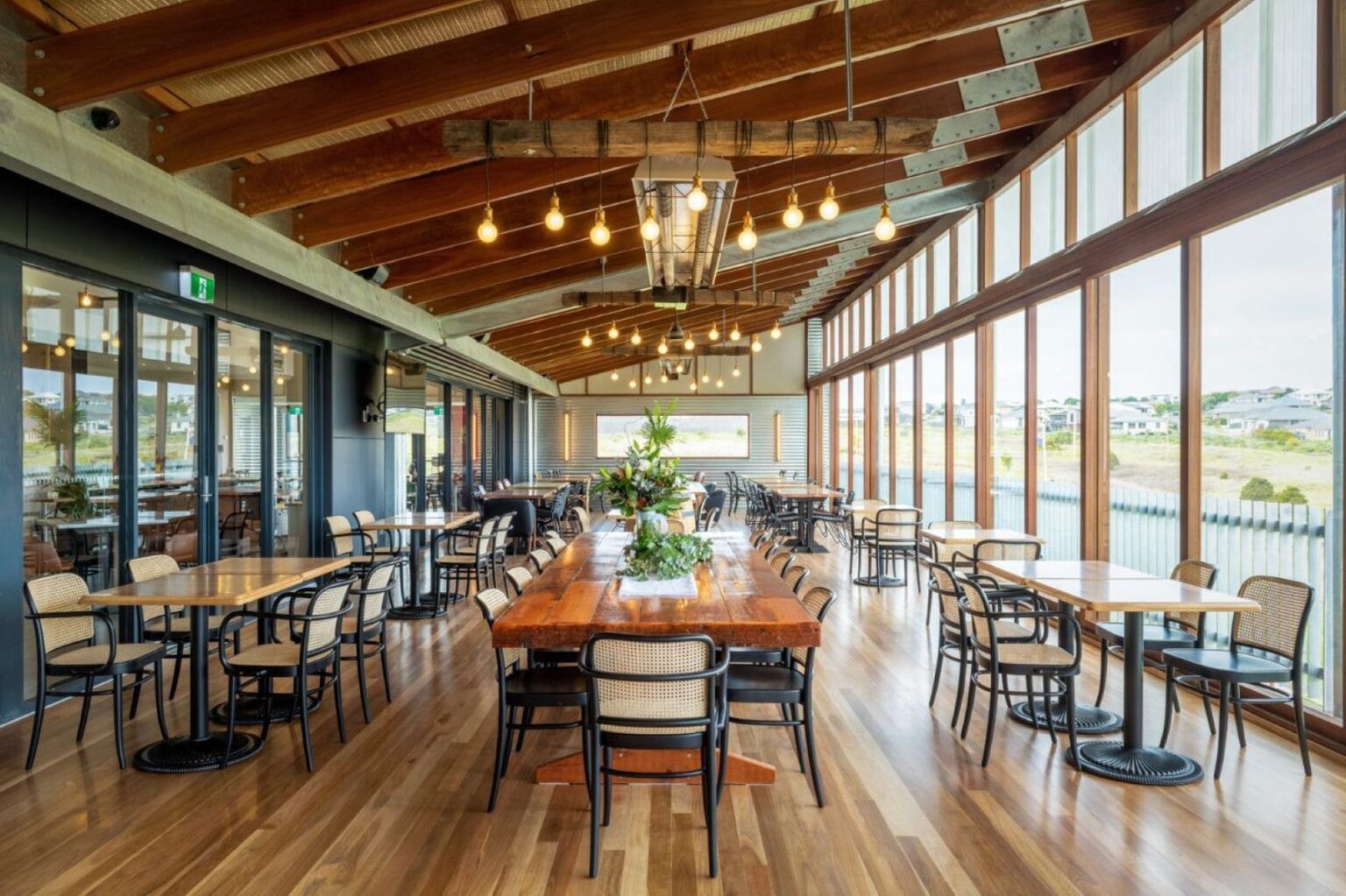 The Tavern at Links Shell Cove - Visit Shellharbour