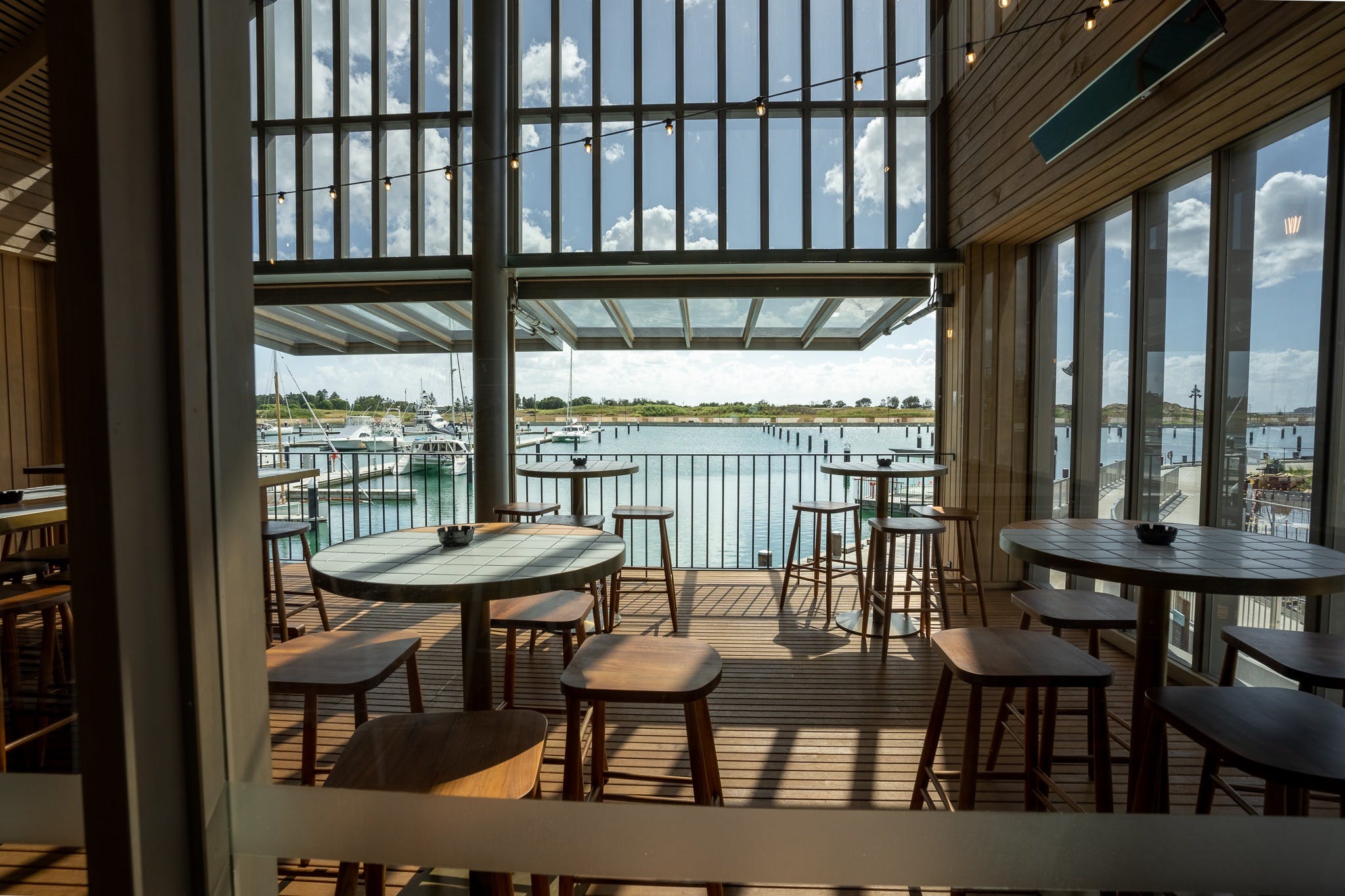Waterfront Tavern Shell Cove - Visit Shellharbour